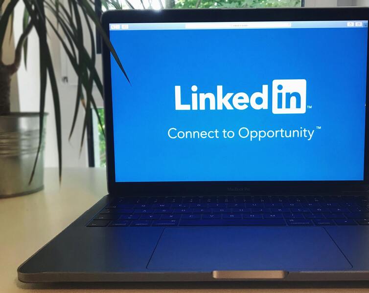 St. John's University: Mastering the Job Hunt: Strategies from LinkedIn ...